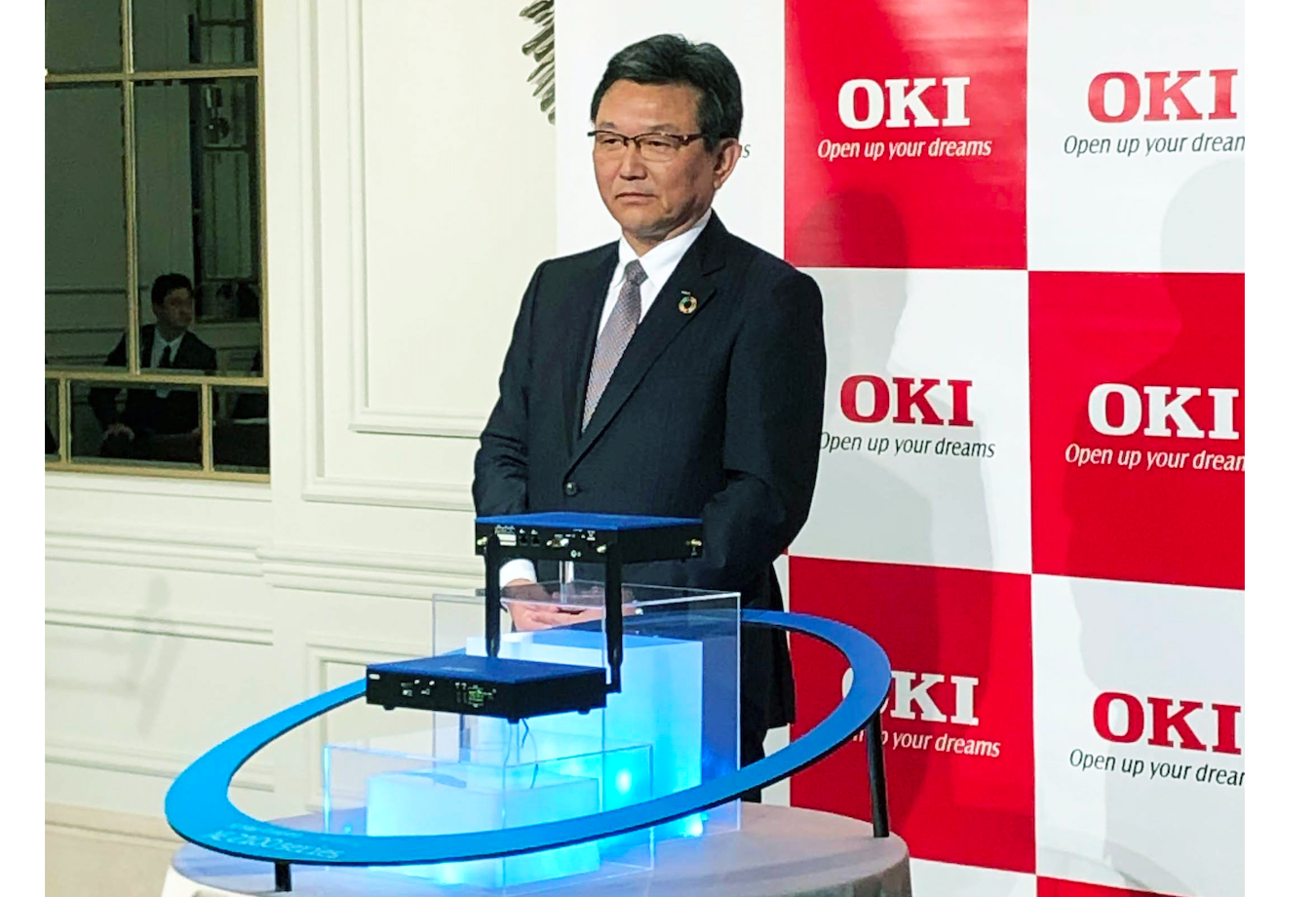 OKI、AIエッジコンピュータ発売。エッジでディープラーニングの推論処理が可能 | IoTナビ